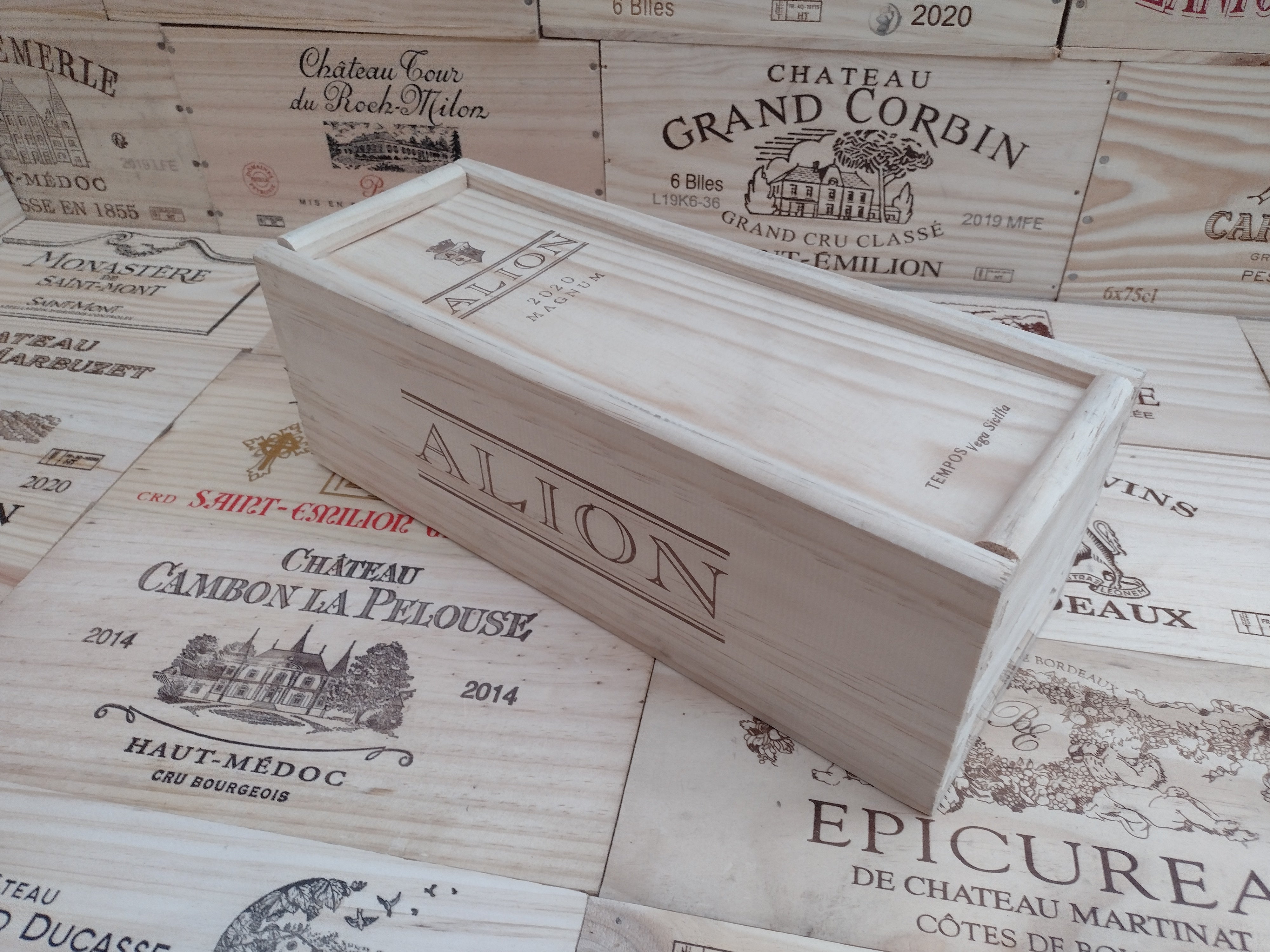 Vega Sicilia, Alion – Wooden Wine Boxes